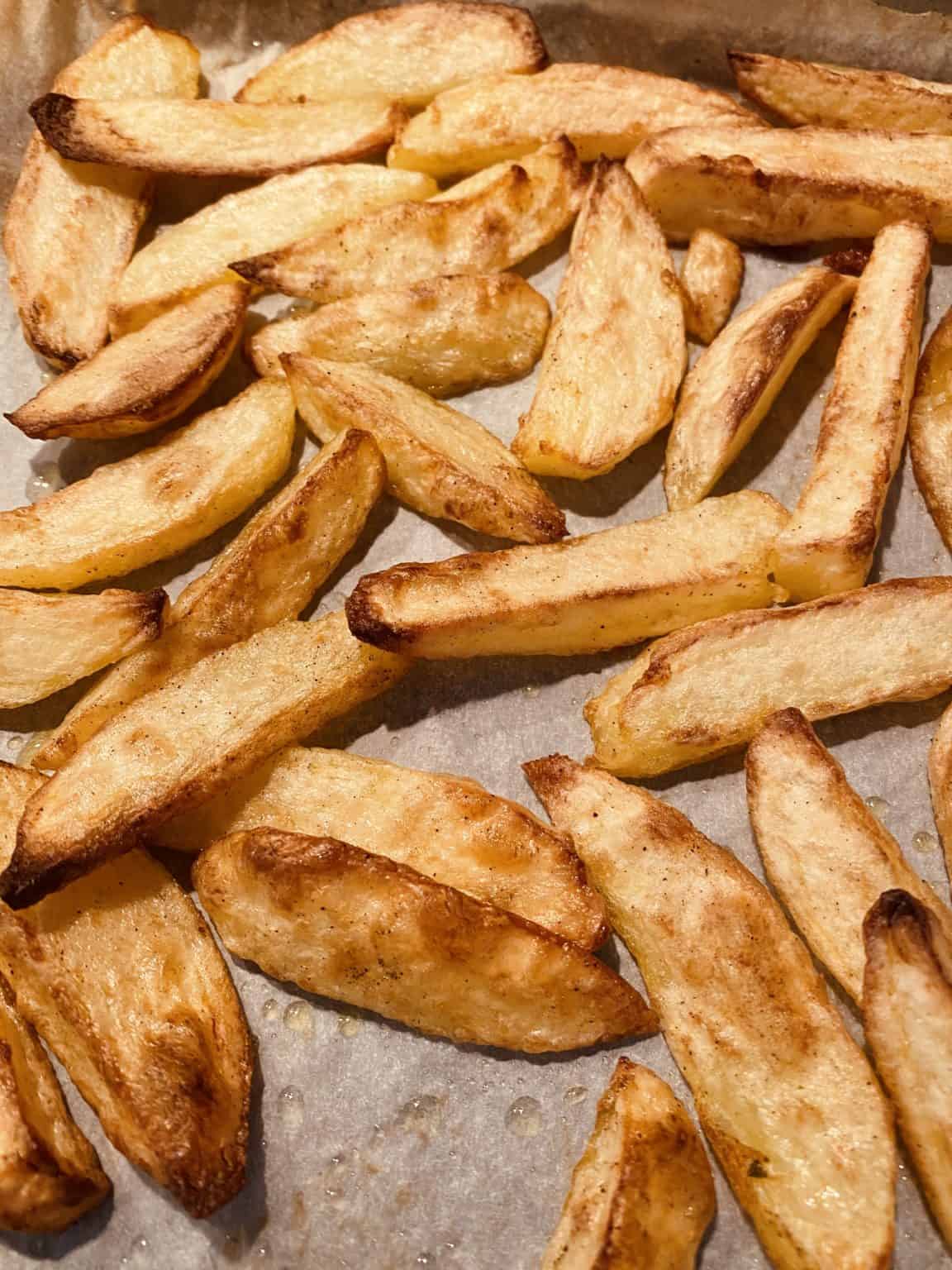 Crispy Oven Baked Potato Chips - Mrsfoodiemumma