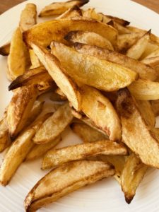 Crispy Oven Baked Potato Chips - Mrsfoodiemumma