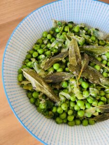 French-Style Peas With Crispy Sage - Mrsfoodiemumma